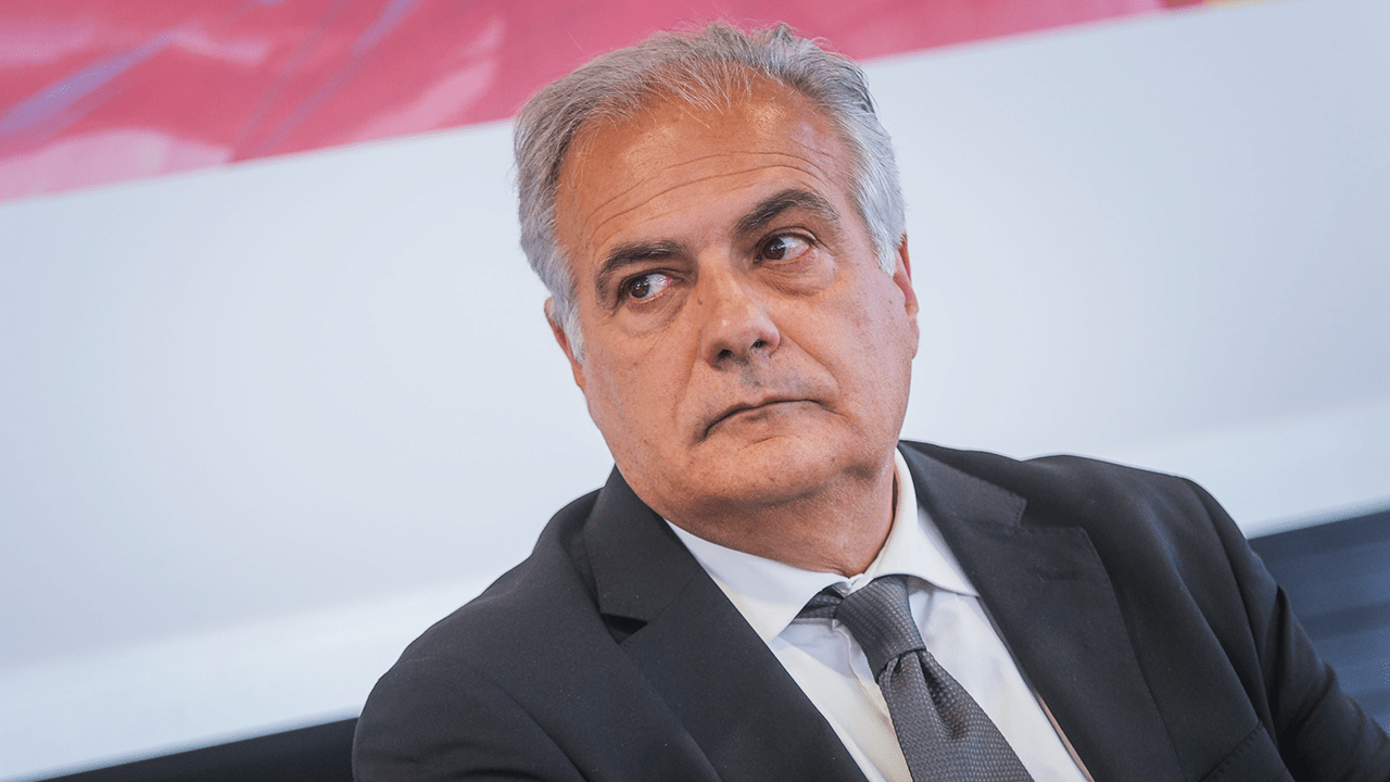 Roberto Salis attacca Dragoni La risposta in diretta: "Tale padre tale ...